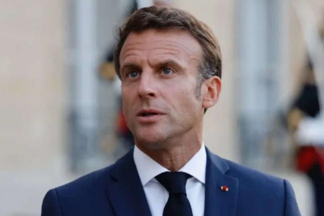 Emmanuel Macron appelle la majorité à garder son 'unité' et son 'esprit ...