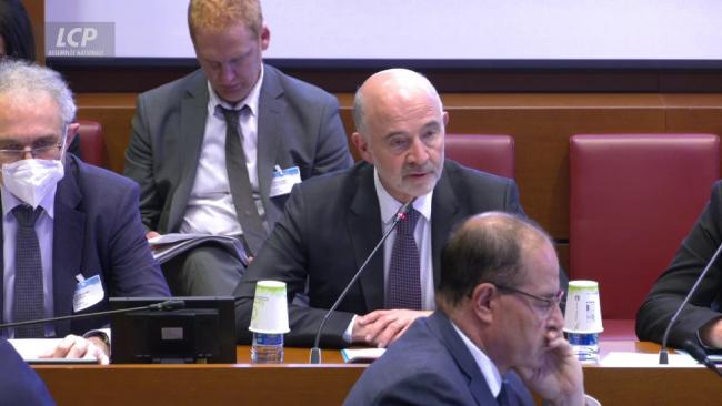 Pierre Moscovici : 'Des baisses d'impôts qui ne sont pas financées, c ...